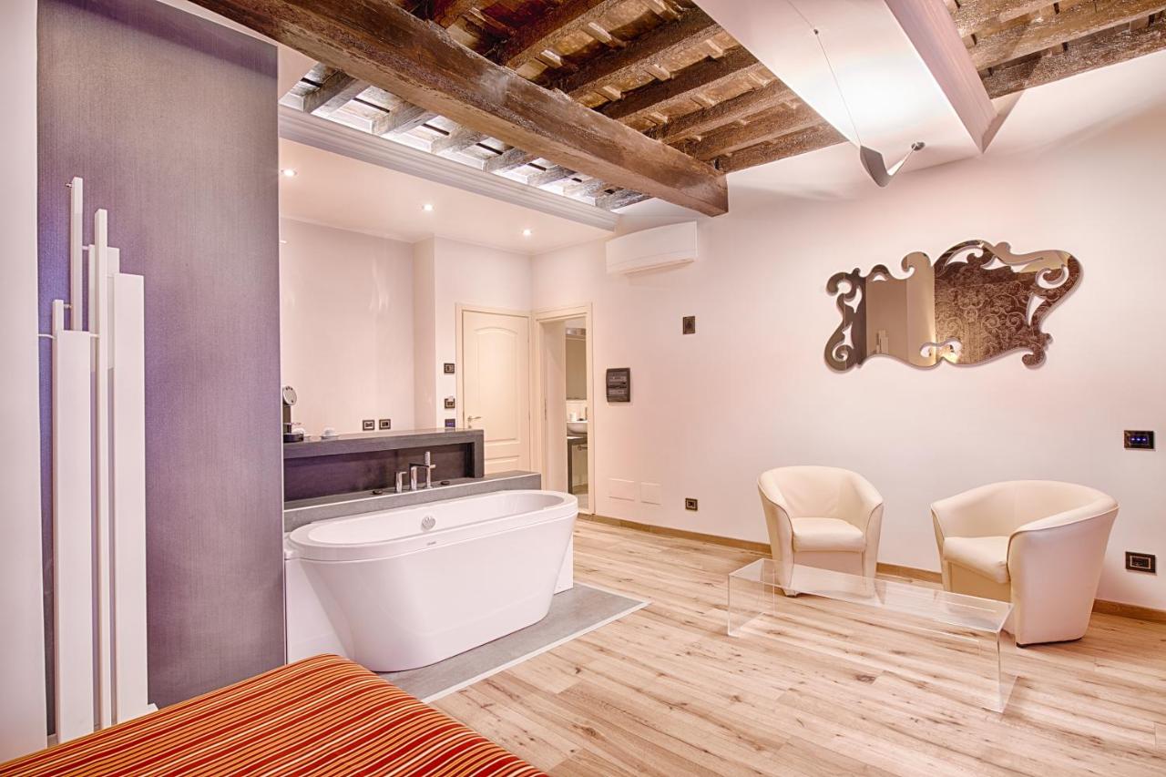 Splendore e Raffinatezza: Le Camere e Suite del Luxury Ripetta 2 nel ...